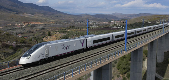Renfe pone en circulación el tren de alta velocidad con mayor capacidad ...